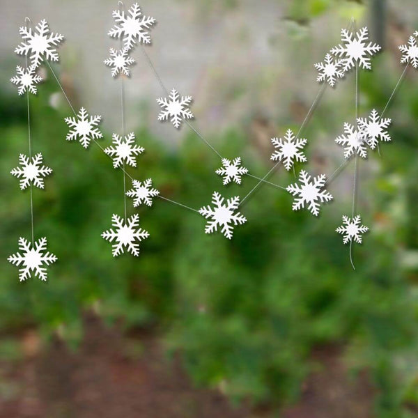 3m 3D White Christmas Snowflake Paper Garland - Online Party Supplies